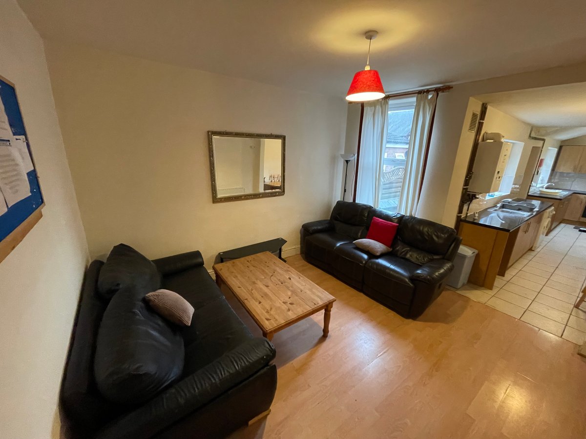 6 bed student house to let Bute Avenue, Lenton, Nottingham, NG7 1QB ...