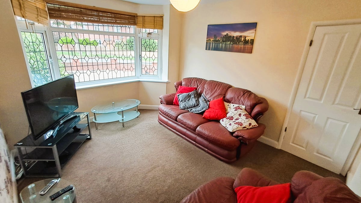 Property unavailable | 6 bed student house to let Thief lane, Near ...