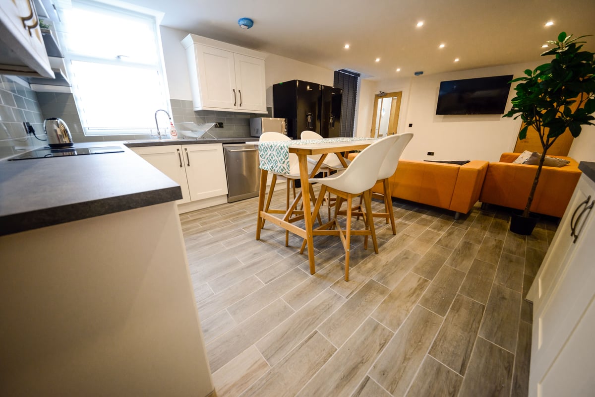 Property unavailable | 6 bed student house to let Riga Road ...