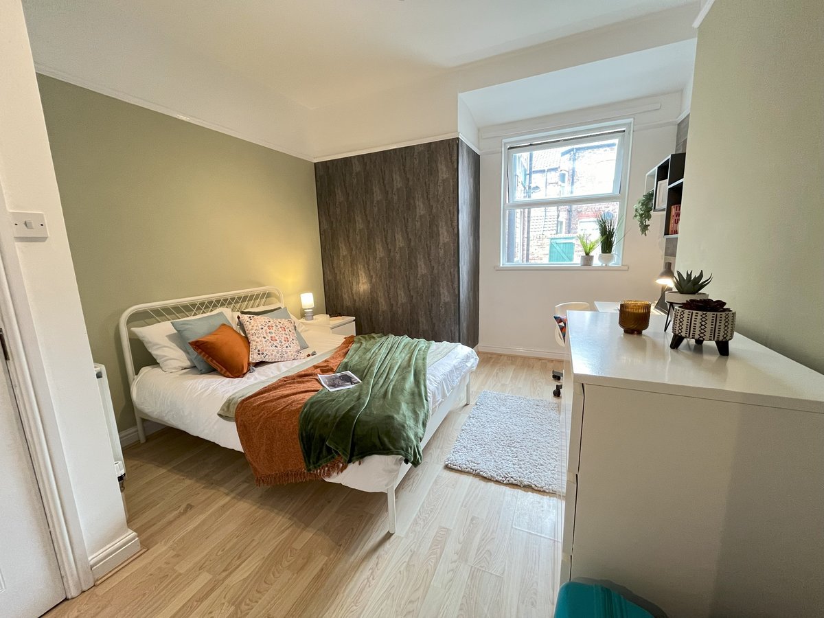 Property unavailable | 2 bed student flat to let Penny Lane, Sefton ...