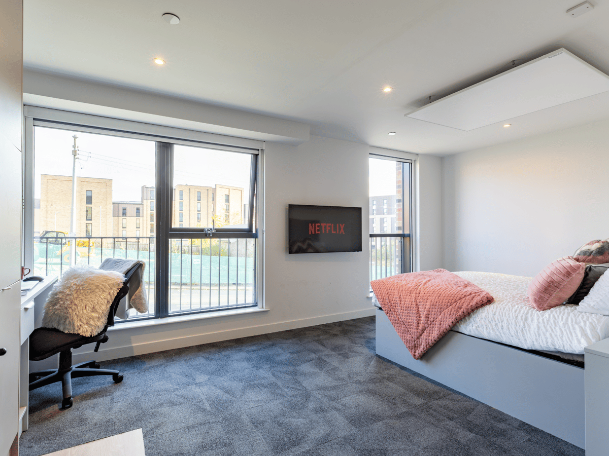 Diamond Studio to let at Glasgow West End, 31 Gilbert Street, City ...