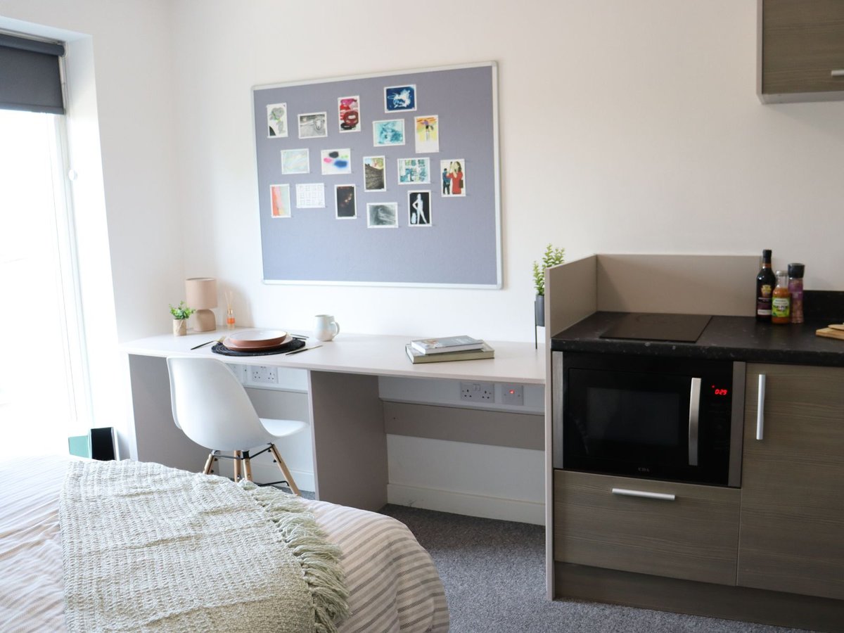Bronze Studio to let at Radford Mill, 150 Ilkeston Road, Radford ...