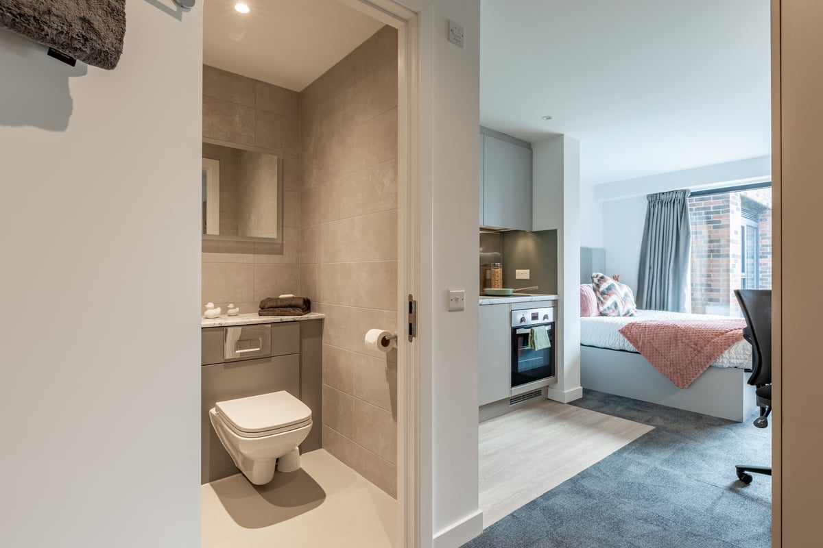 Silver Studio to let at Glasgow West End, 31 Gilbert Street, City ...