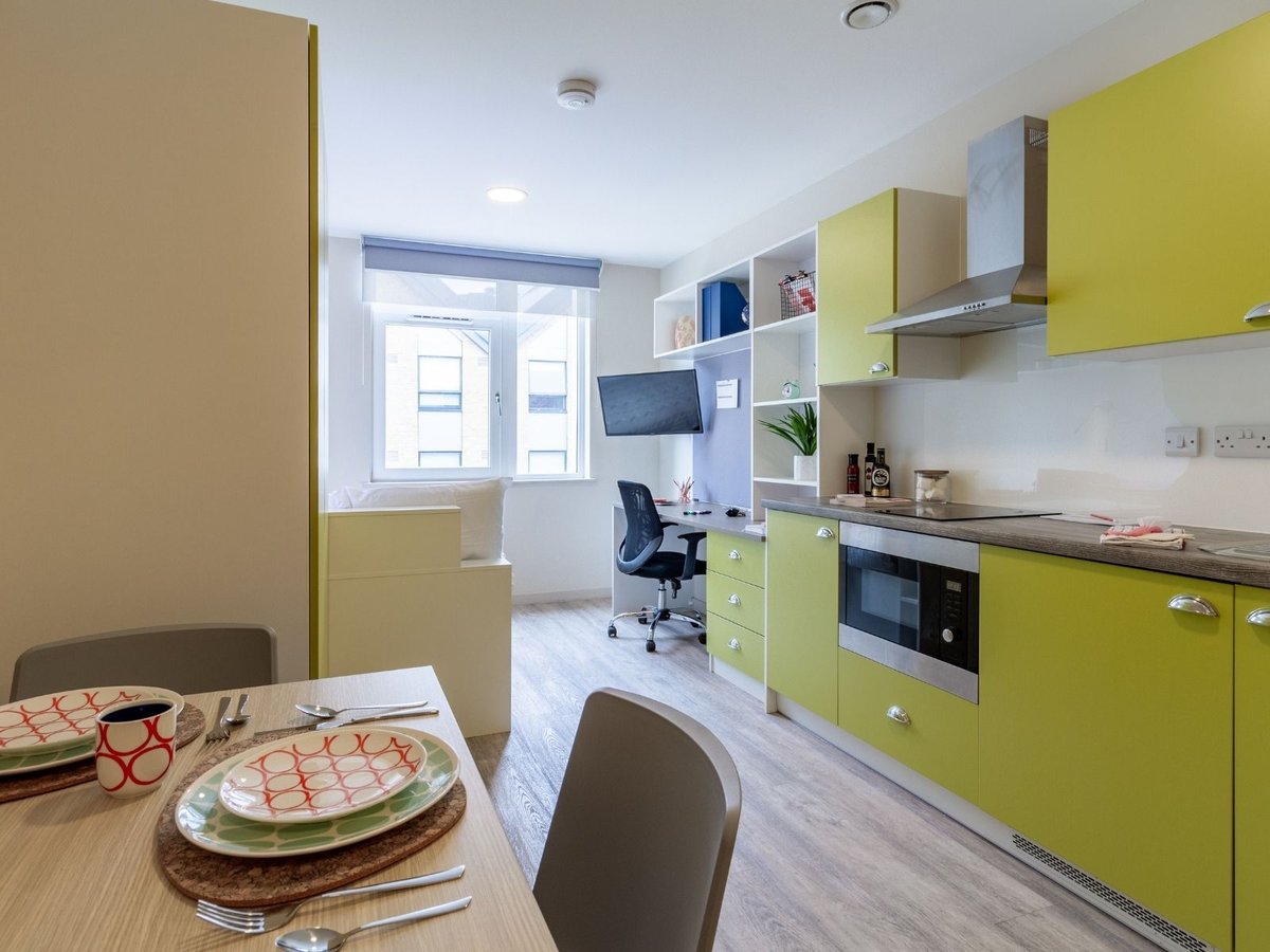 Bronze Studio to let at The Barn, Bampfylde Street, Newtown, Exeter ...