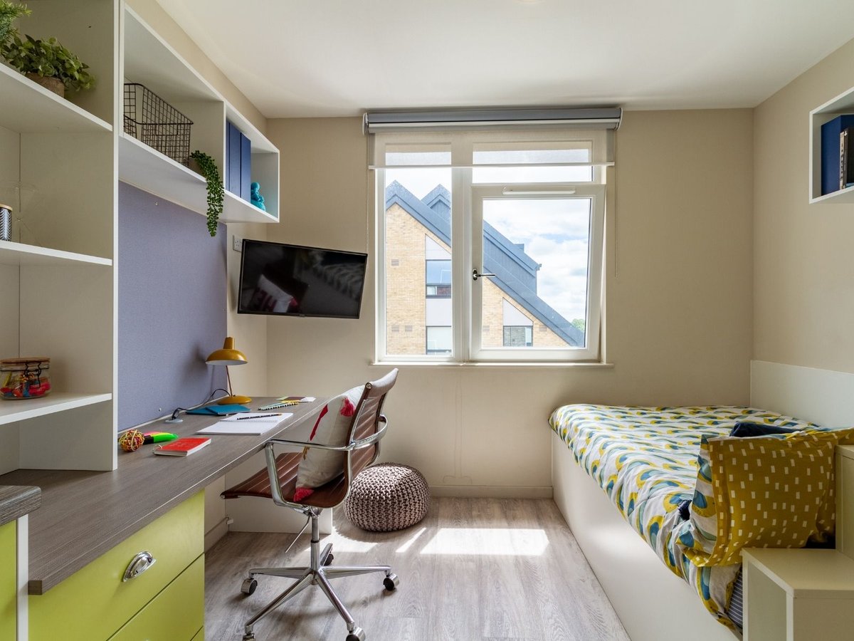 Gold Studio to let at The Barn, Bampfylde Street, Newtown, Exeter, EX1 ...