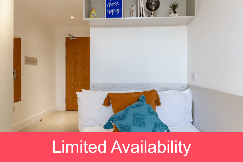 Gold En Suite to let at The Lantern, 6 Bolton Street, Liverpool John ...