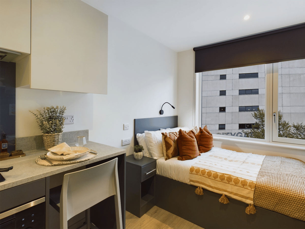 Classic Studio to let at Sheares Hall, 2 St James Boulevard, City ...