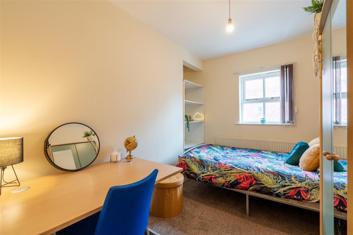 6 bed student house to let Gell Street, Devonshire Green, Sheffield, S3 ...