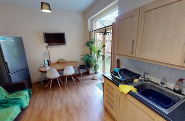 3 bed student flat to let Mount Nod Road, Tulse Hill, London, SW16 2LL ...