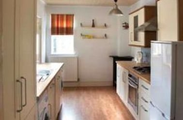 Property unavailable | 4 bed student house to let Emerald Street, The ...