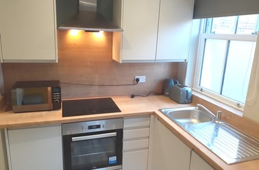 1 bed student studio to let Fulford Road, Grange Garth, York, YO10 4DX ...