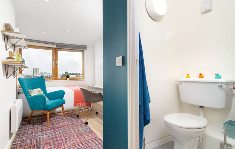Gold Plus En suite to let at New Orient House, Station Court, Imperial ...